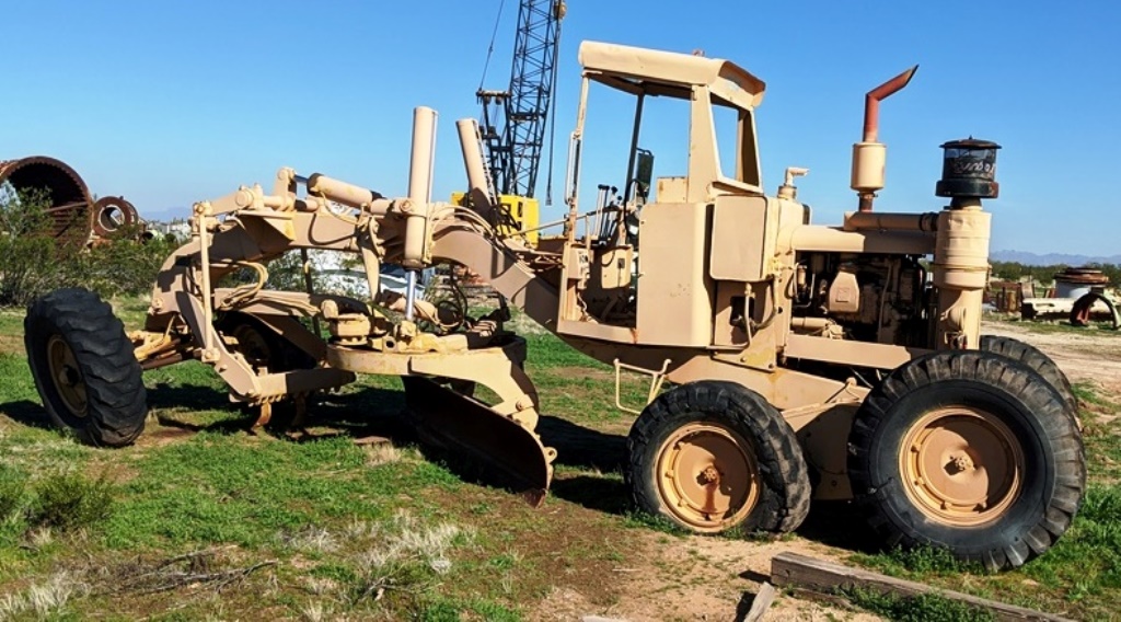 Huber Warco Model 4D Dirt Grader for Sale